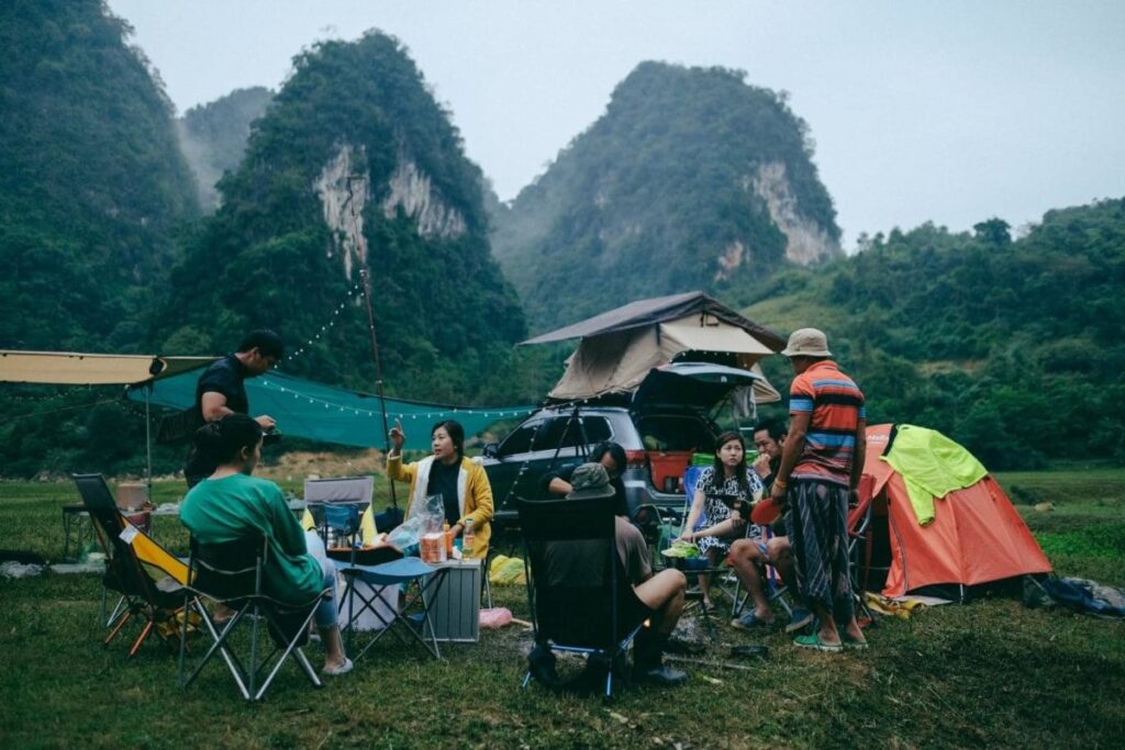 What is Trekking? Types of Trekking and meaning to you - Mihi Travel